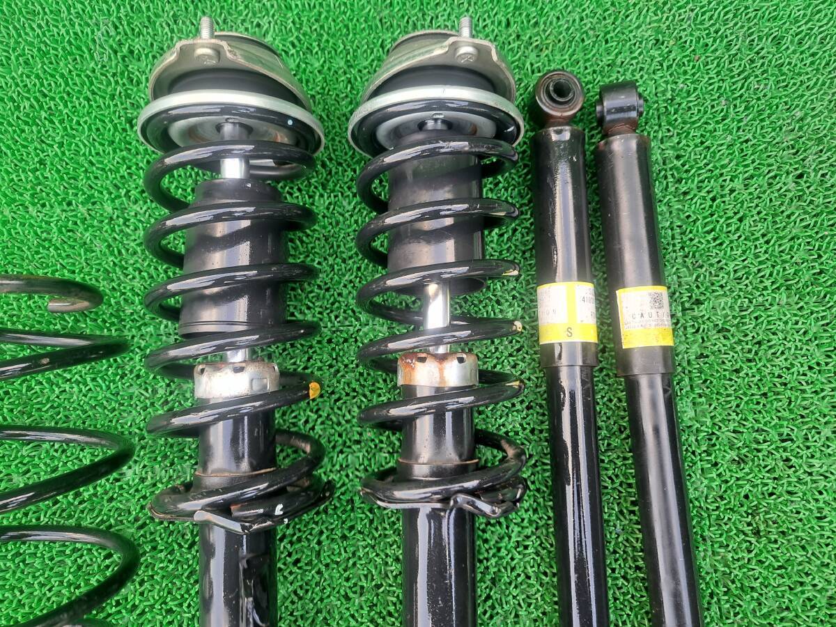 Yahoo!オークション - ワゴンR MH23S AZワゴン MJ23S サスペンション 1...