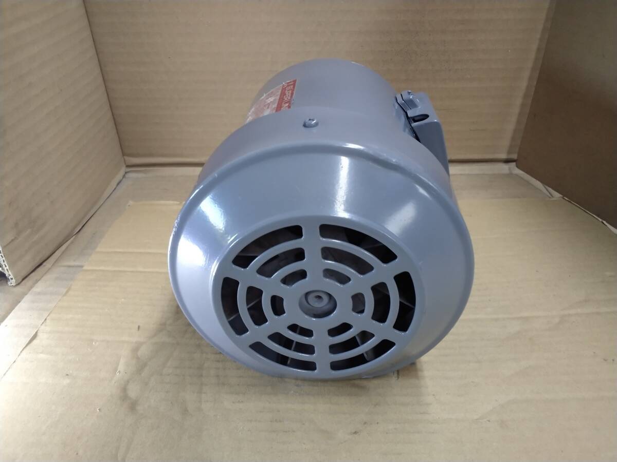 Yahoo!オークション - 三菱 三相200V モーター 0.4kw【4P】中古品