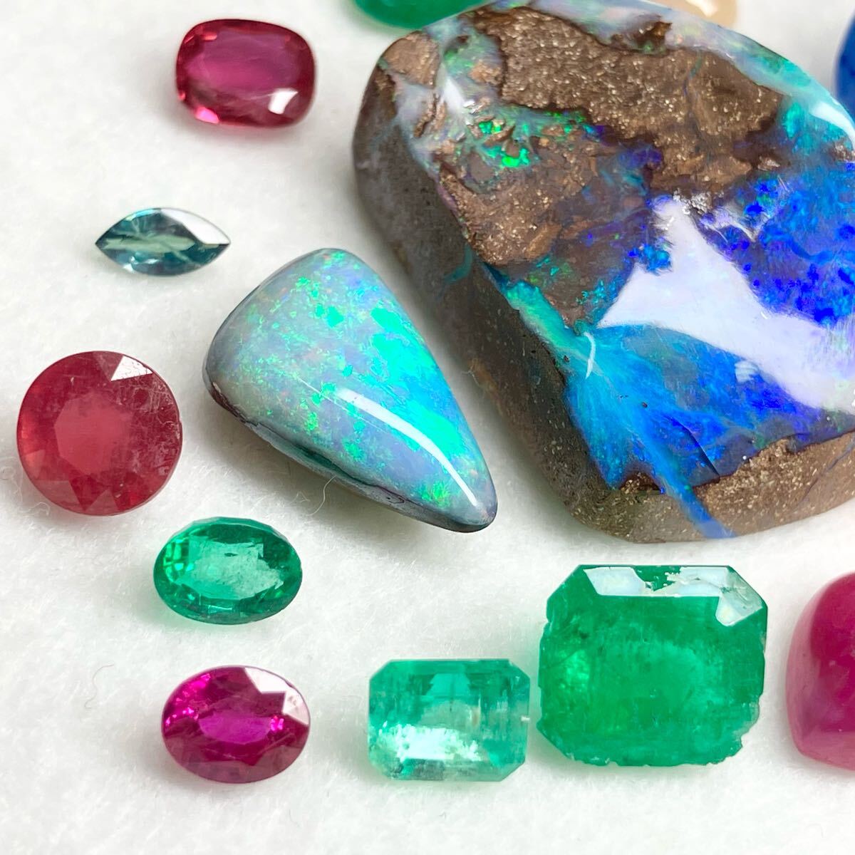 Yahoo!オークション - 1円〜 色石おまとめ54.962ct u 約10.99g エメ...