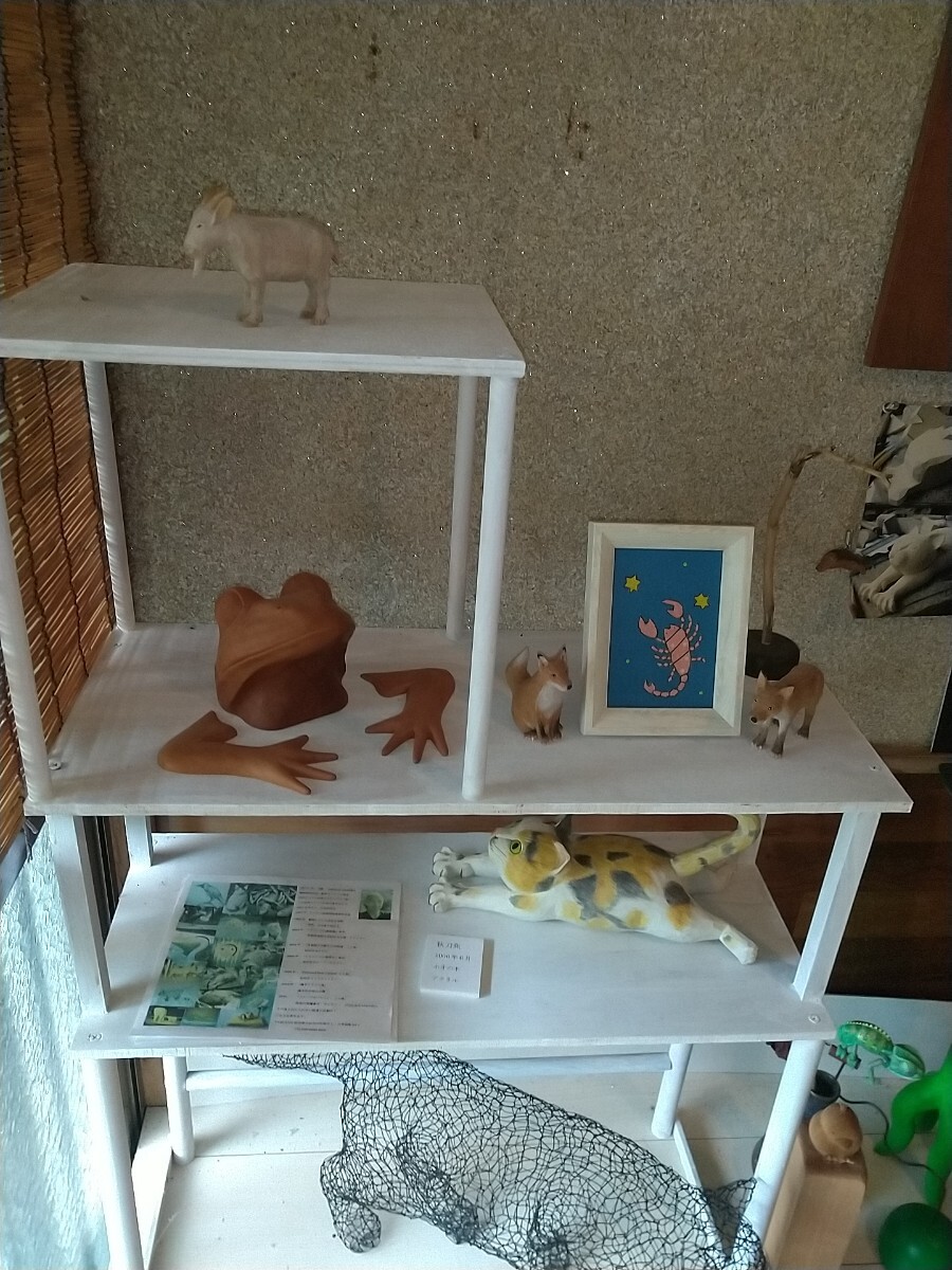 Yahoo!オークション - うさぎ 木彫り 作品 彫刻 オブジェ