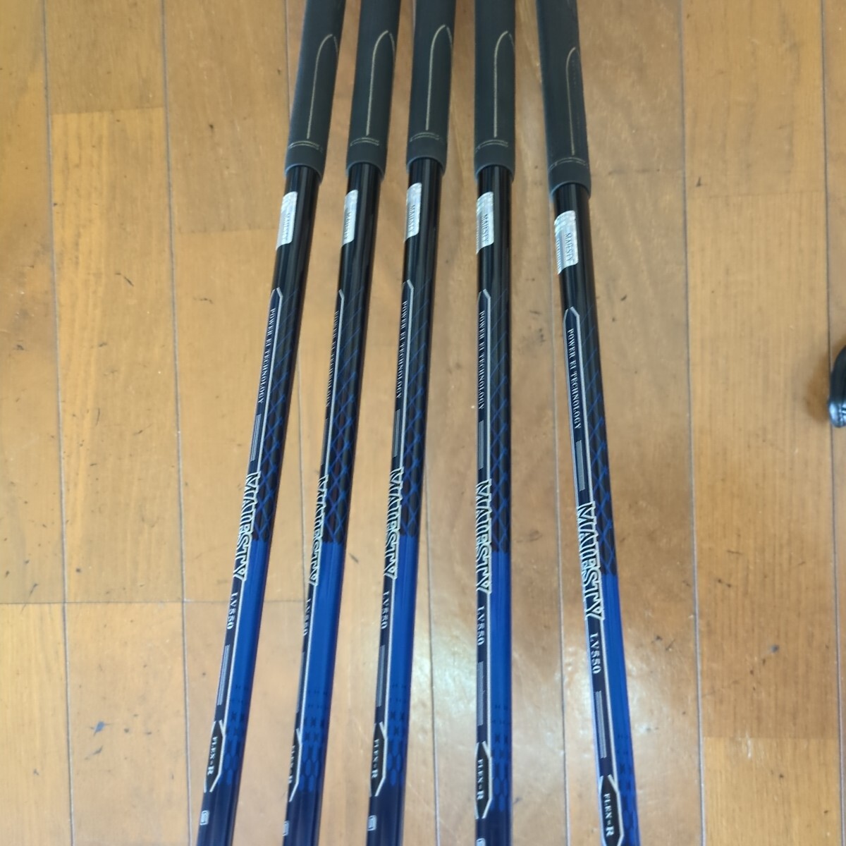 【樂淘letao】日本代購代標第一品牌－MAJESTY '23ロイヤル☆R☆7～AW:5本セット