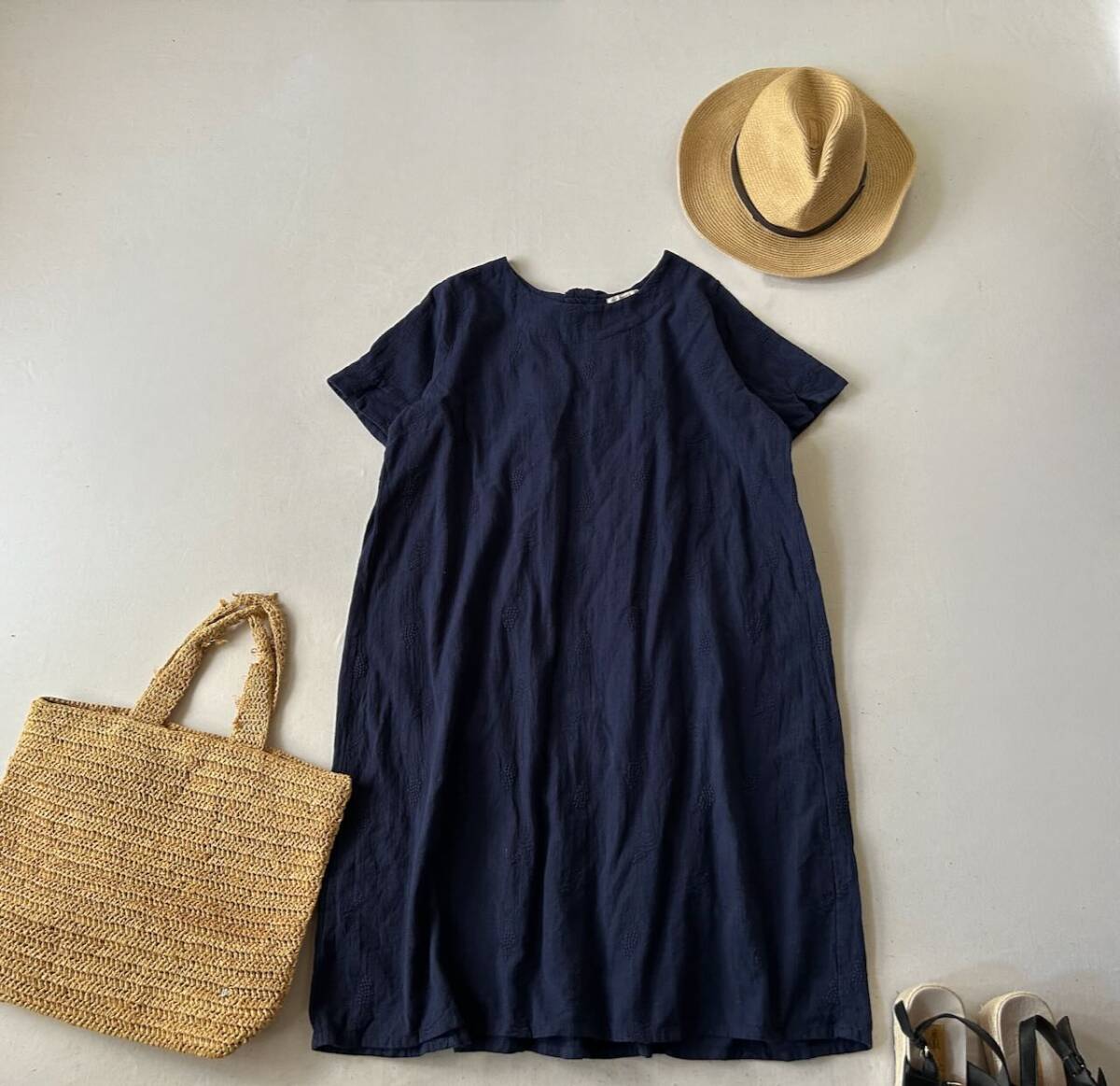 Yahoo!オークション - aur pyaara 可愛い刺繍ワンピース