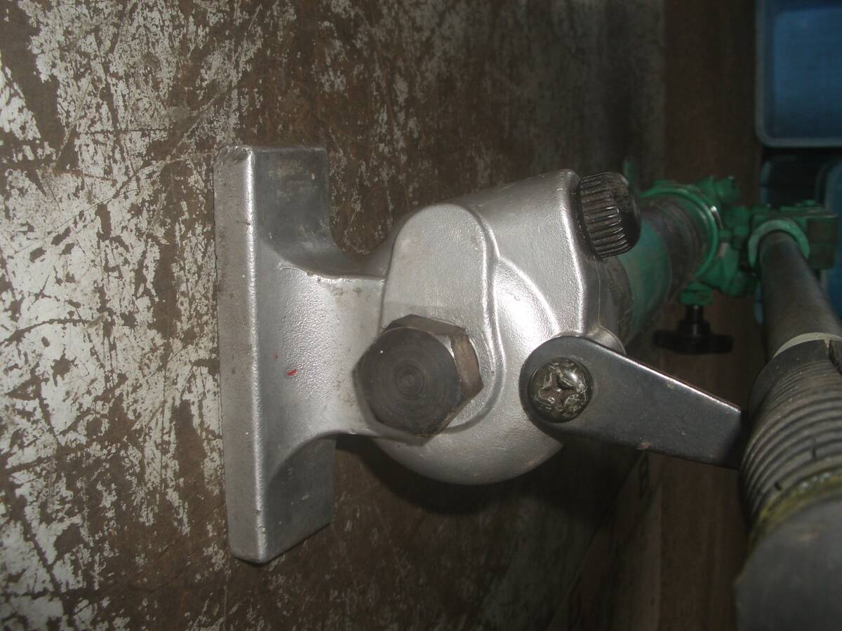 Yahoo!オークション - 大阪ジャッキ 手動油圧ポンプ IWA 07 ジャンク