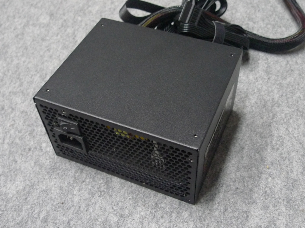 Yahoo!オークション - 玄人志向 KRPW-N600W/85+ 600W ATX電源 80PLUS B...