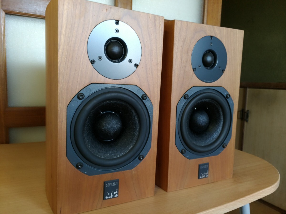 Yahoo!オークション - 現行品 ATC New SCM7 ブックシェルフスピーカー ...