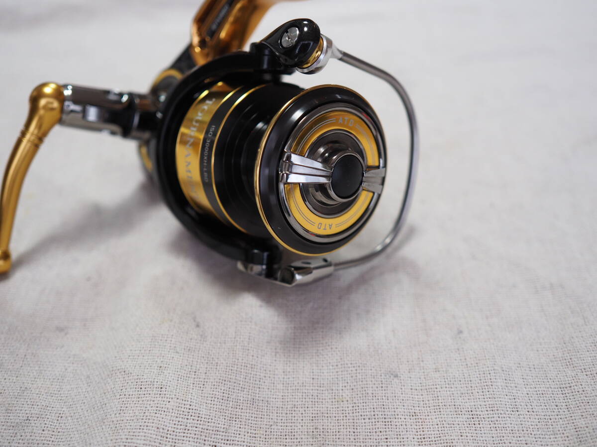 Yahoo!オークション - 美品 ダイワ 22 トーナメント ISO 3000XH-LBD ...