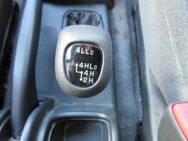 Yahoo!オークション - パジェロイオ 1.8 ZR 4WD 検09.7 4WD ナビ ETC ...