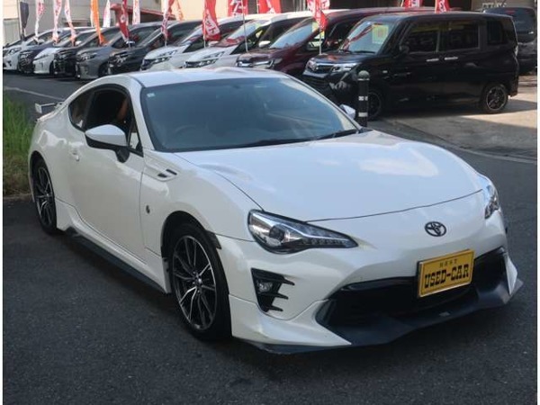 Yahoo!オークション - 86 2.0 GT リミテッド 6速MT TRDフルエアロ&マフ...