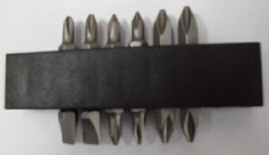 Yahoo!オークション - 超特価 マキタ DF012D用 ビット6本 ホルダーセッ...