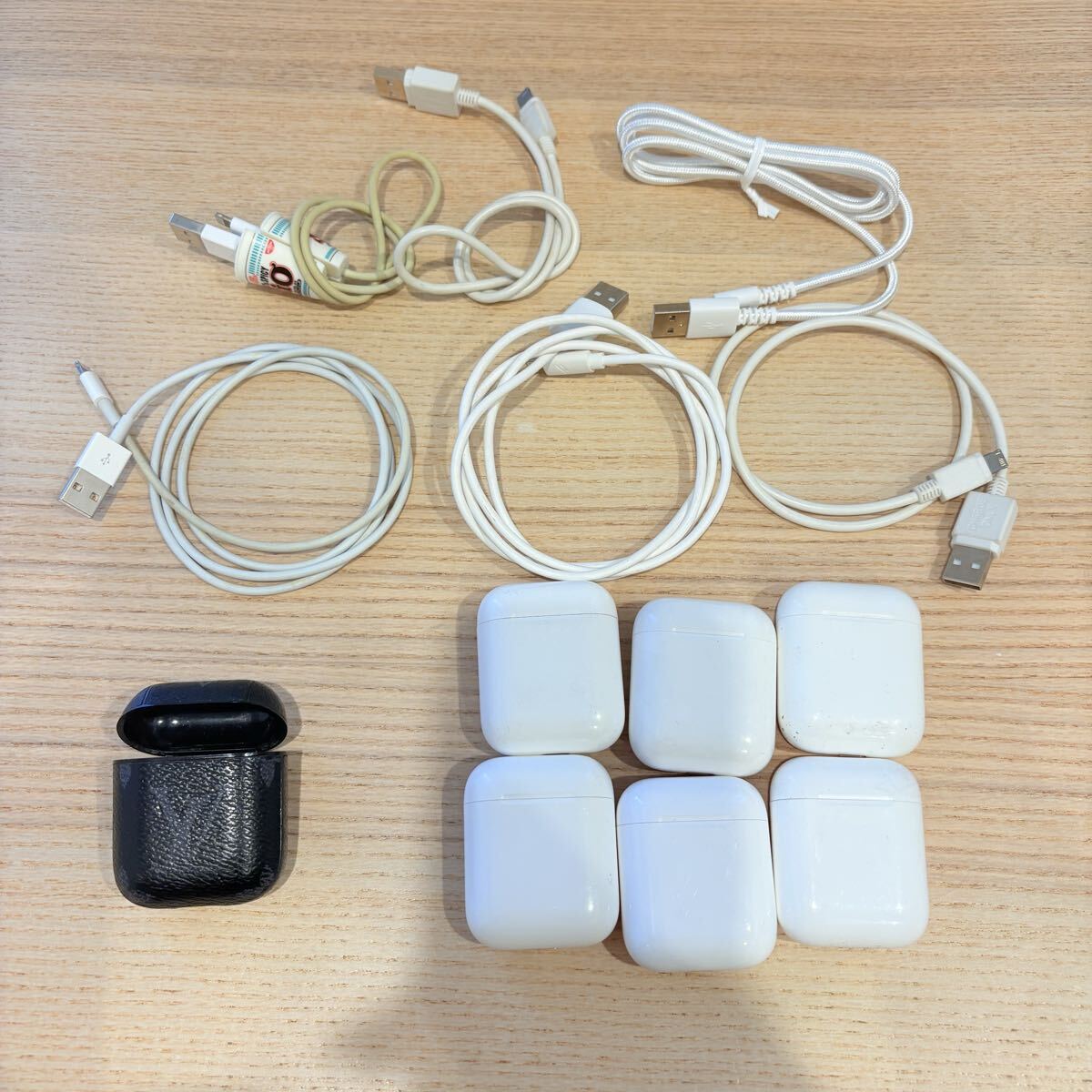 Yahoo!オークション - D979 AirPods A1602 6点セット エアポッズ Apple...