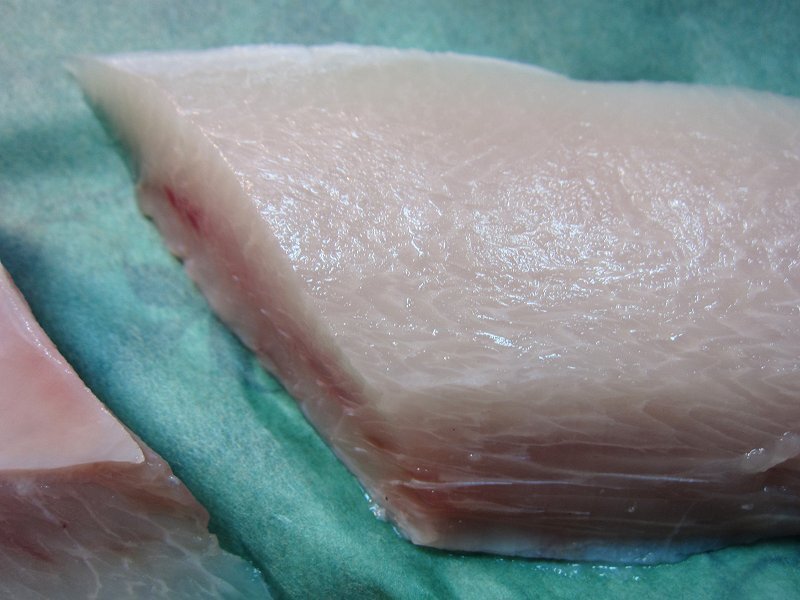 Yahoo!オークション - 超美味「メカジキ腹身 ロイン 1.24kg」-大トロ