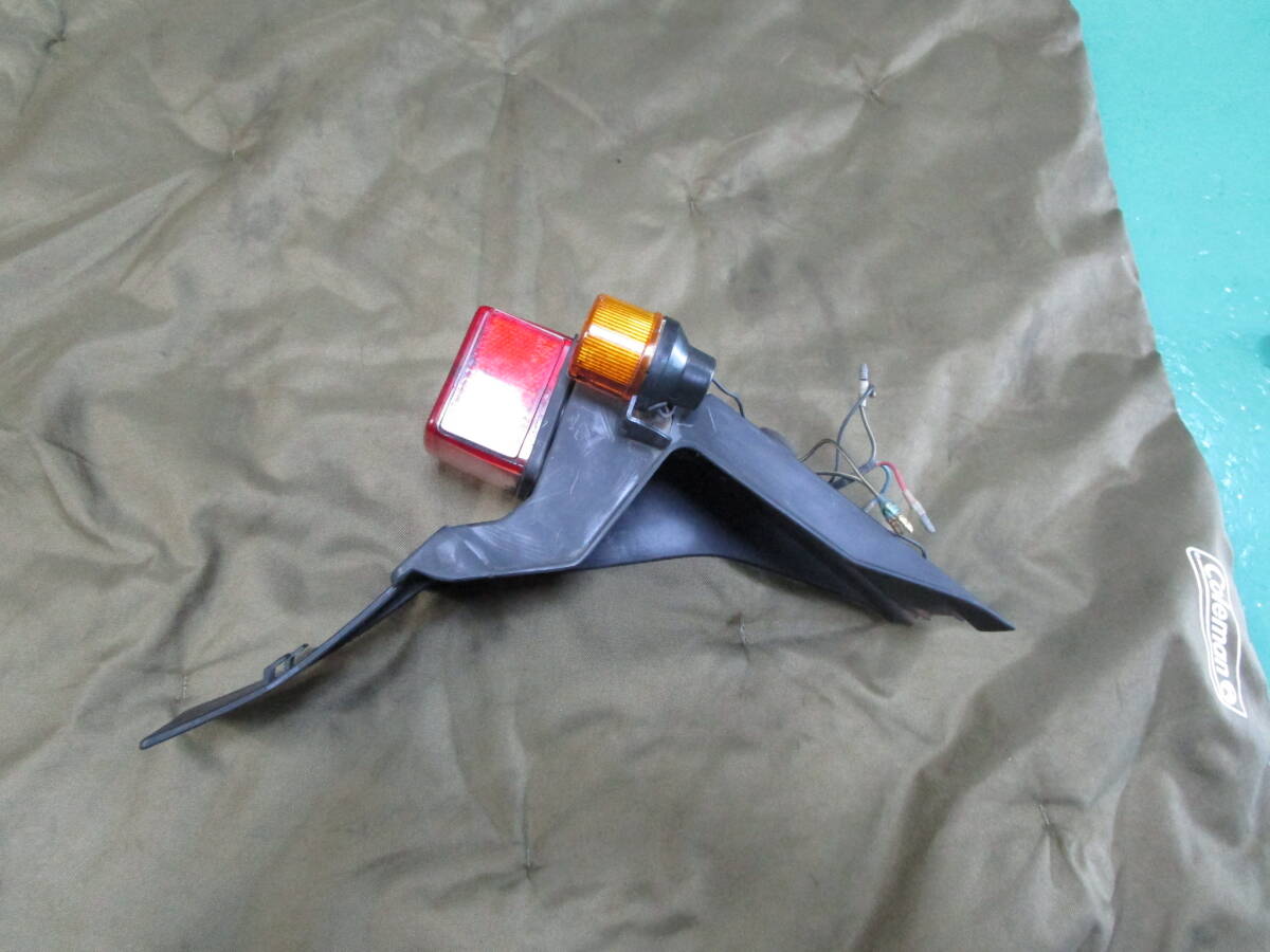 Yahoo!オークション - KS-2 6V テールランプ ウインカー リアフェンダ...