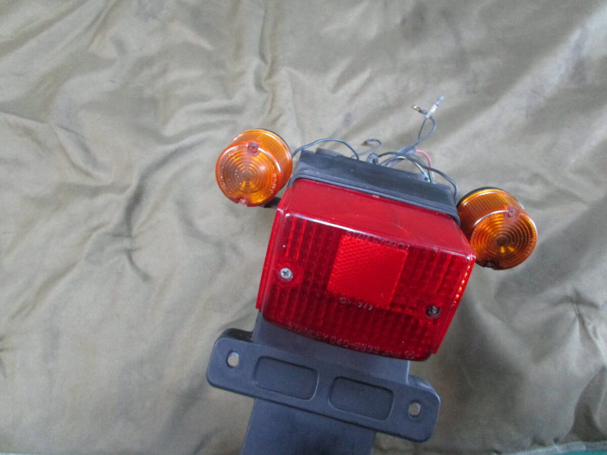 Yahoo!オークション - KS-2 6V テールランプ ウインカー リアフェンダ...