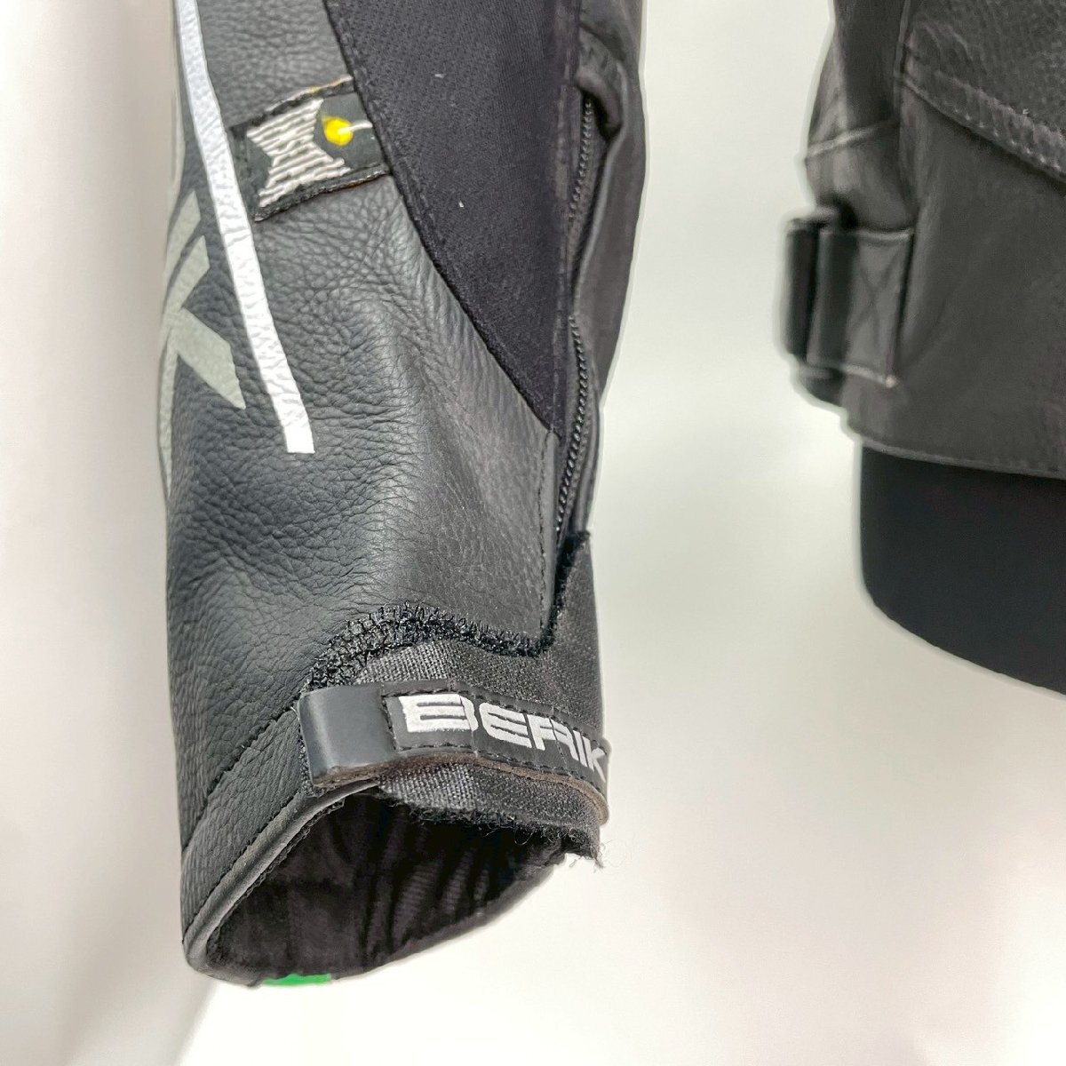 Yahoo!オークション - 数量限定カラー BERIK ベリック レザージャケッ...