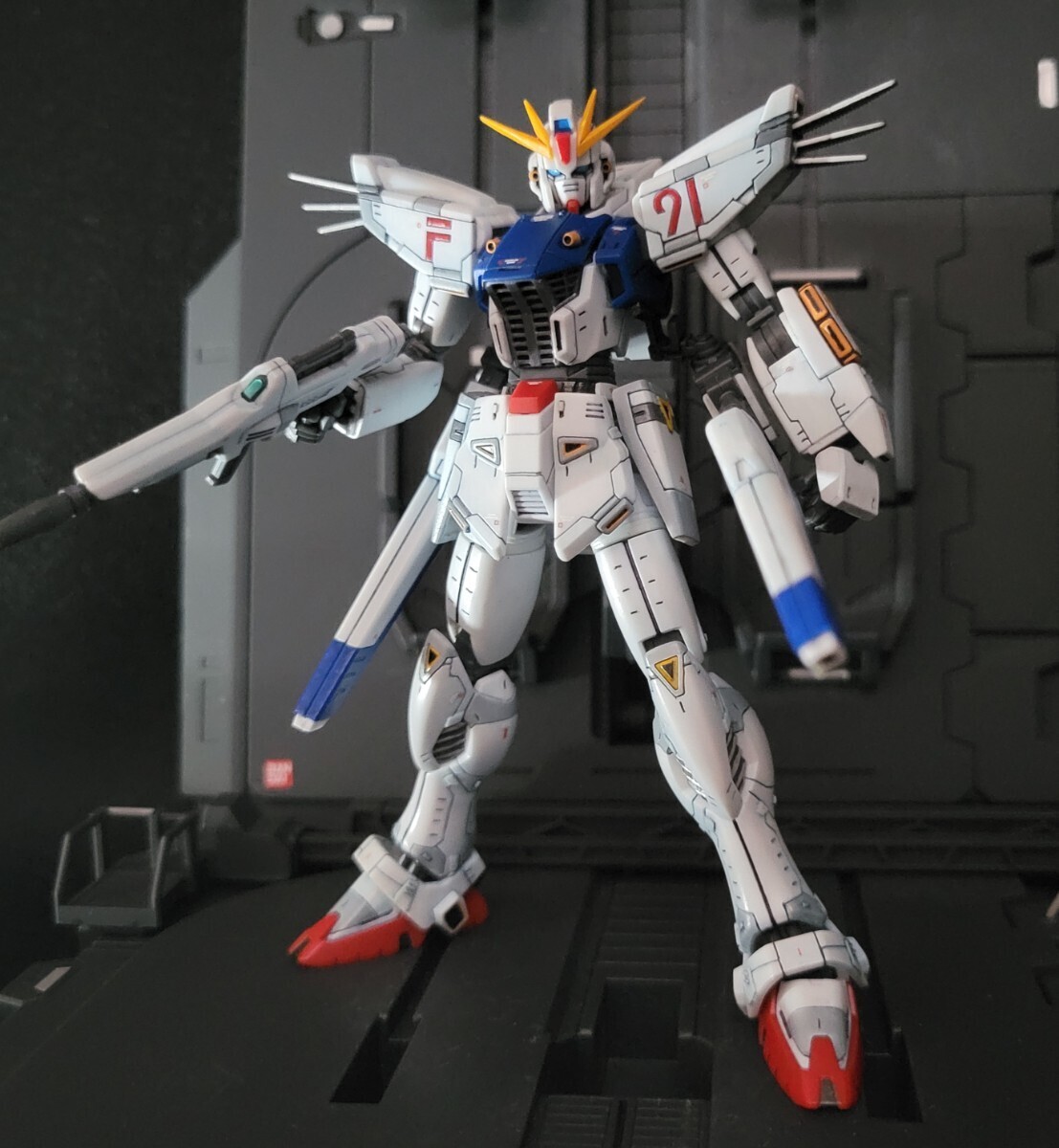 Yahoo!オークション - HGUC 167 ガンダムF91 徹底改造