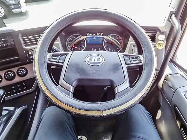 Yahoo!オークション - R2 UDトラックス クオン トレーラーヘッド 第五...