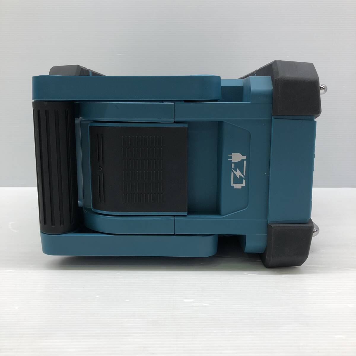 Yahoo!オークション - KC12 マキタ/充電機能付ラジオ/MR300/18V/14.4V/...