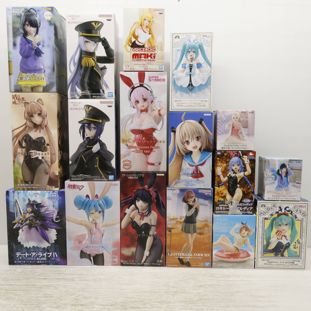 Yahoo!オークション - 玩A75 フィギュア 【140】17点まとめプライズ 紫...