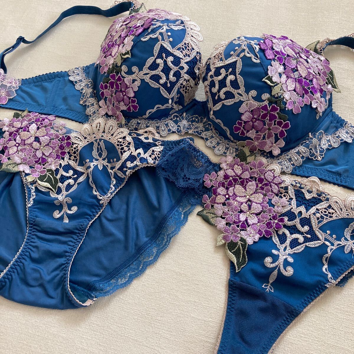 Yahoo!オークション - ワコール サルート 店舗限定 49Gモロッコ BU 補...