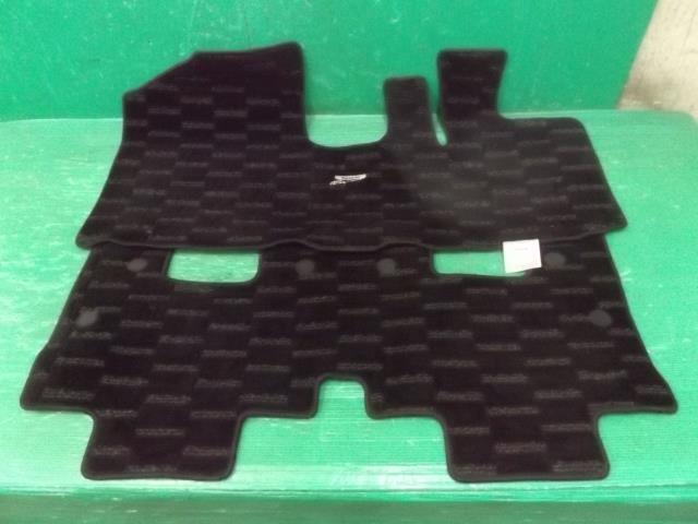 Yahoo!オークション - スペーシア DBA-MK32S フロアマット カスタムXS ...