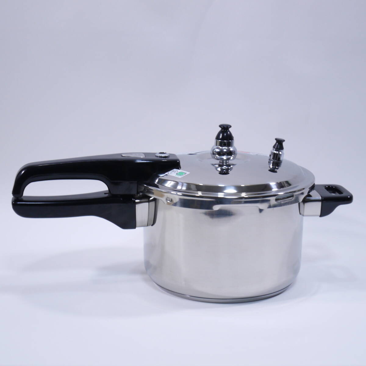 Yahoo!オークション - 神田川俊郎監修 圧力鍋 3.0L IH対応 底3層構造 ...