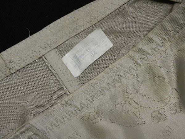 Yahoo!オークション - G769 ワコール ロングガードル 64