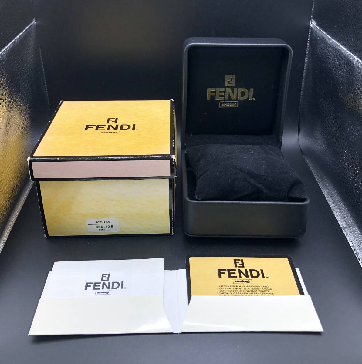 Yahoo!オークション - 1円(8)【MAVR-43】 フェンディ・4500G・クロノ...