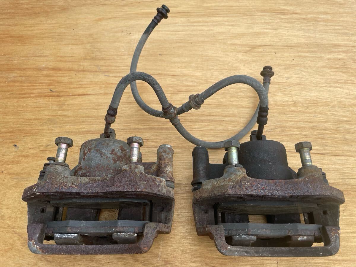 Yahoo!オークション - 純正 フロント ブレーキキャリパー 左右 R31 HR3...