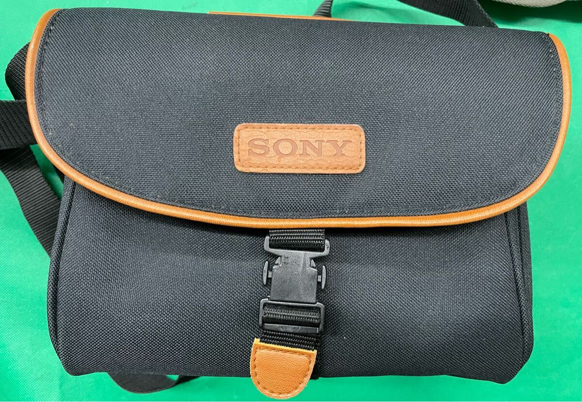 Yahoo!オークション - （E163）TAMRON SONY NIKON など カメラバッグ ...