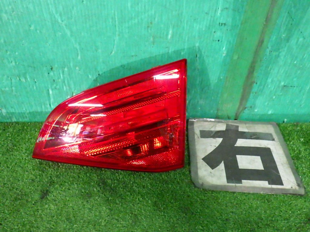 Yahoo!オークション - アウディA4アバント[8KCDH前期]バルブ 右フィニ...