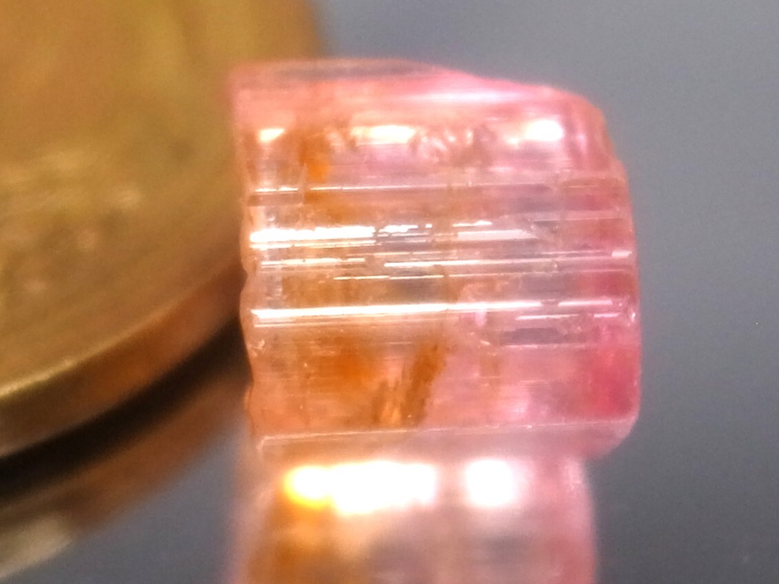 Yahoo!オークション - 2.69ct 新品・天然ピンクトルマリン原石 ブラジ...