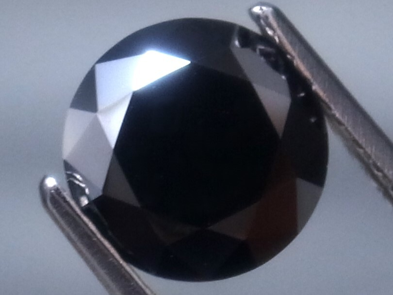 Yahoo!オークション - 2.17ct 8.8㎜ 新品・超希少石・モース硬度9.5 地...