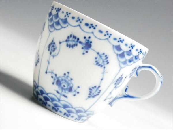 Yahoo!オークション - ロイヤルコペンハーゲン ブルーフルーテッド フ...