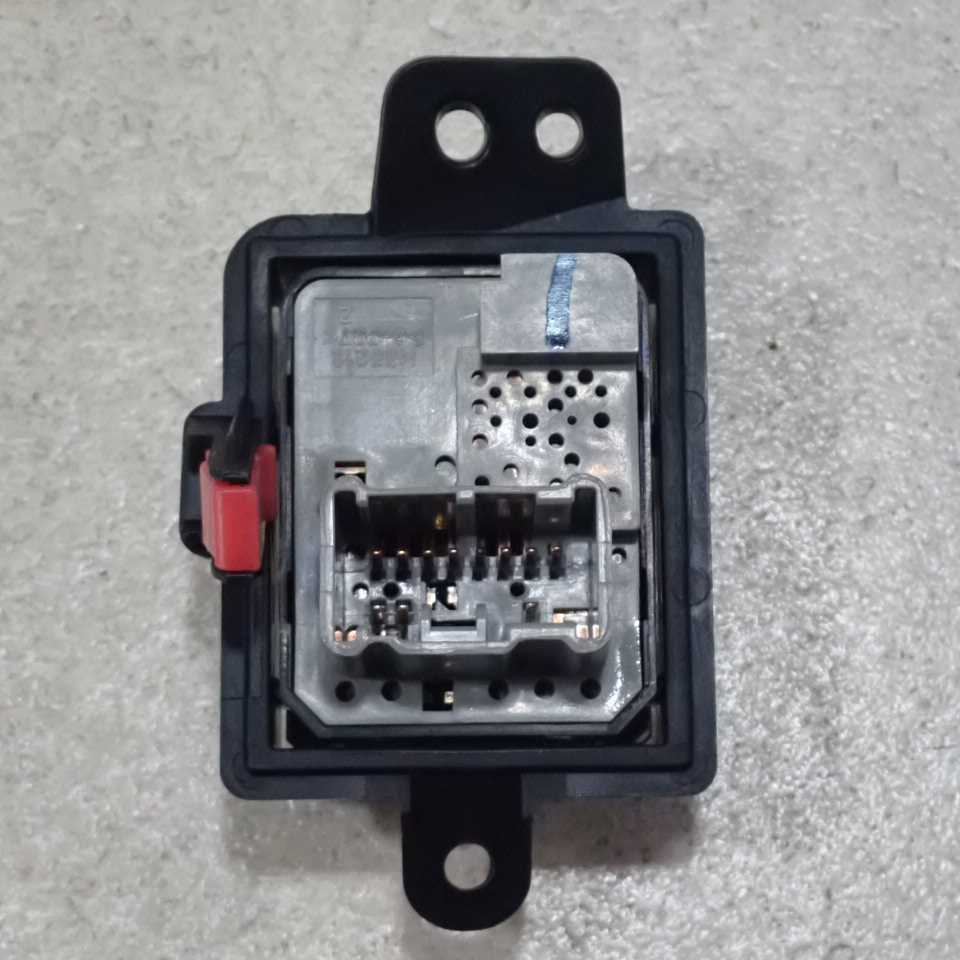 Yahoo!オークション - 平成23年 フィットHV ハイブリッド GP1 前期 純...