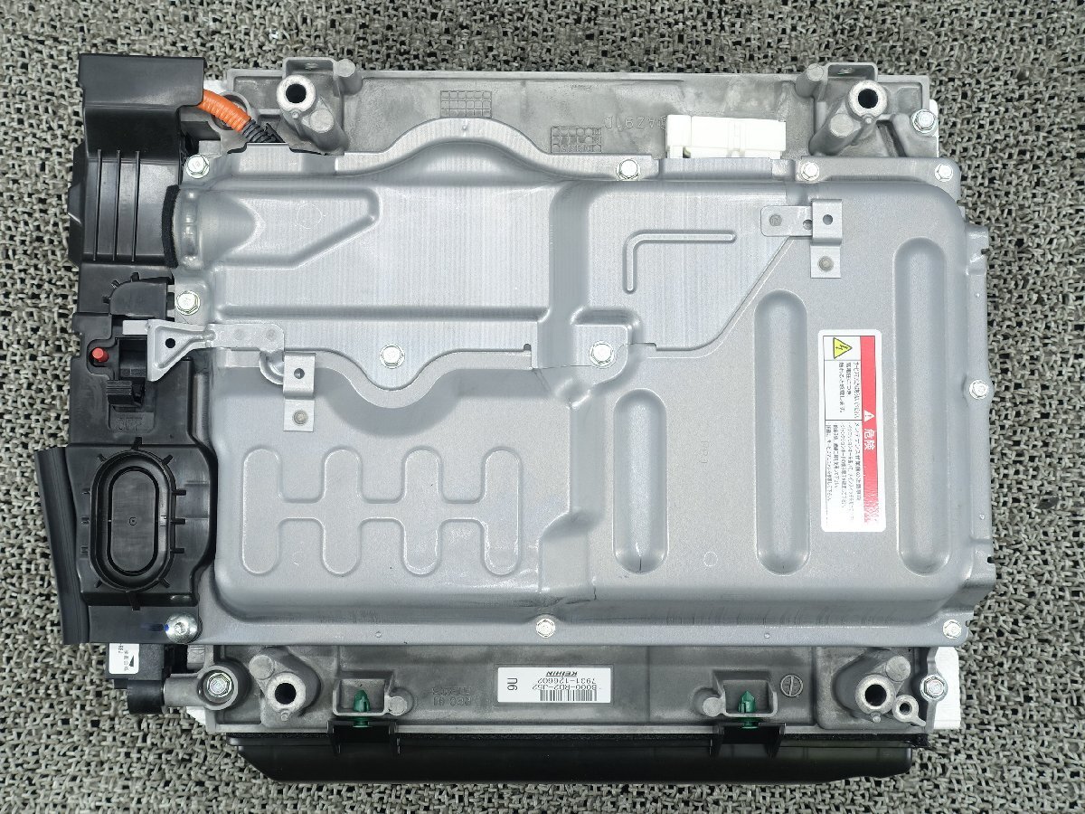 Yahoo!オークション - 7895 フリードスパイク HV GP3 ハイブリッドバッ...