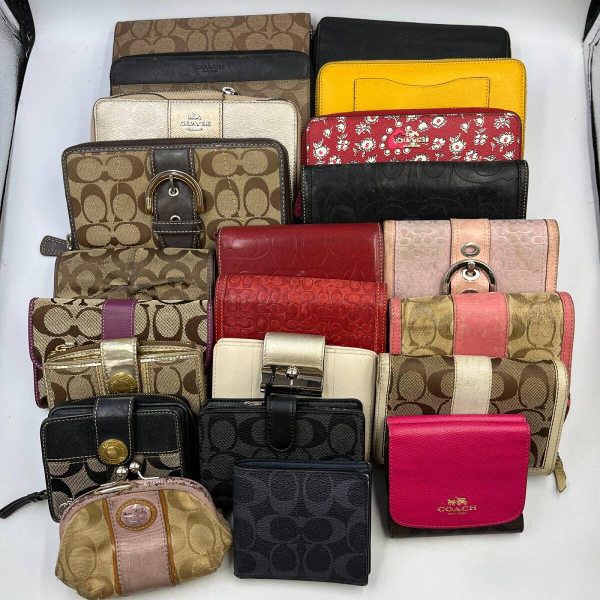 Yahoo!オークション - J33 コーチ COACH 財布 まとめ商品