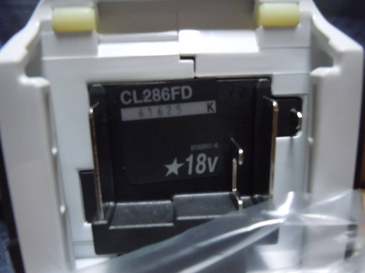 Yahoo!オークション - マキタ 充電式クリーナー CL286FDZW 白 (本体の...