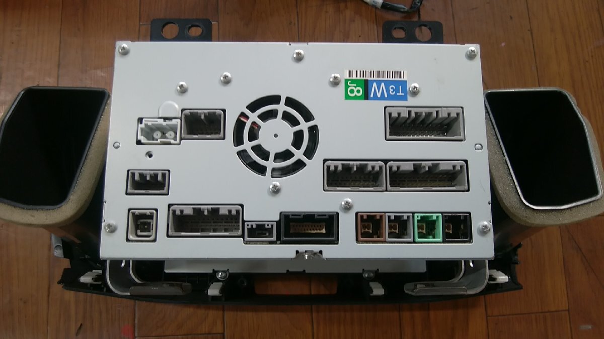 Yahoo!オークション - U#241 アコード HV LX DAA-CR7 2017年 純正ナビ...