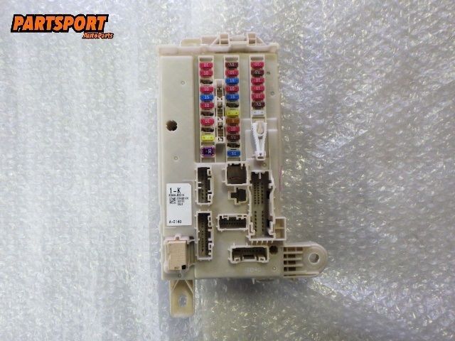 Yahoo!オークション - タフト G ターボ LA900S 室内 ヒューズボックス...