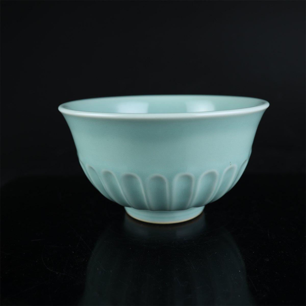 Yahoo!オークション - 【志】K1262 青磁菓子器 真葛香山作 反端 寿刻 ...