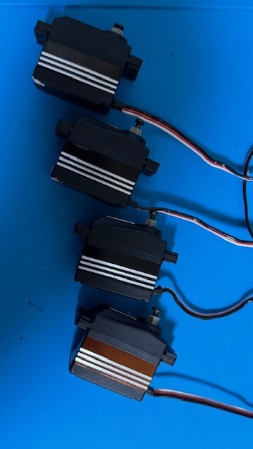 Yahoo!オークション - アライン ヘリ用サーボ 4ヶセット DS615 x3 DS65...