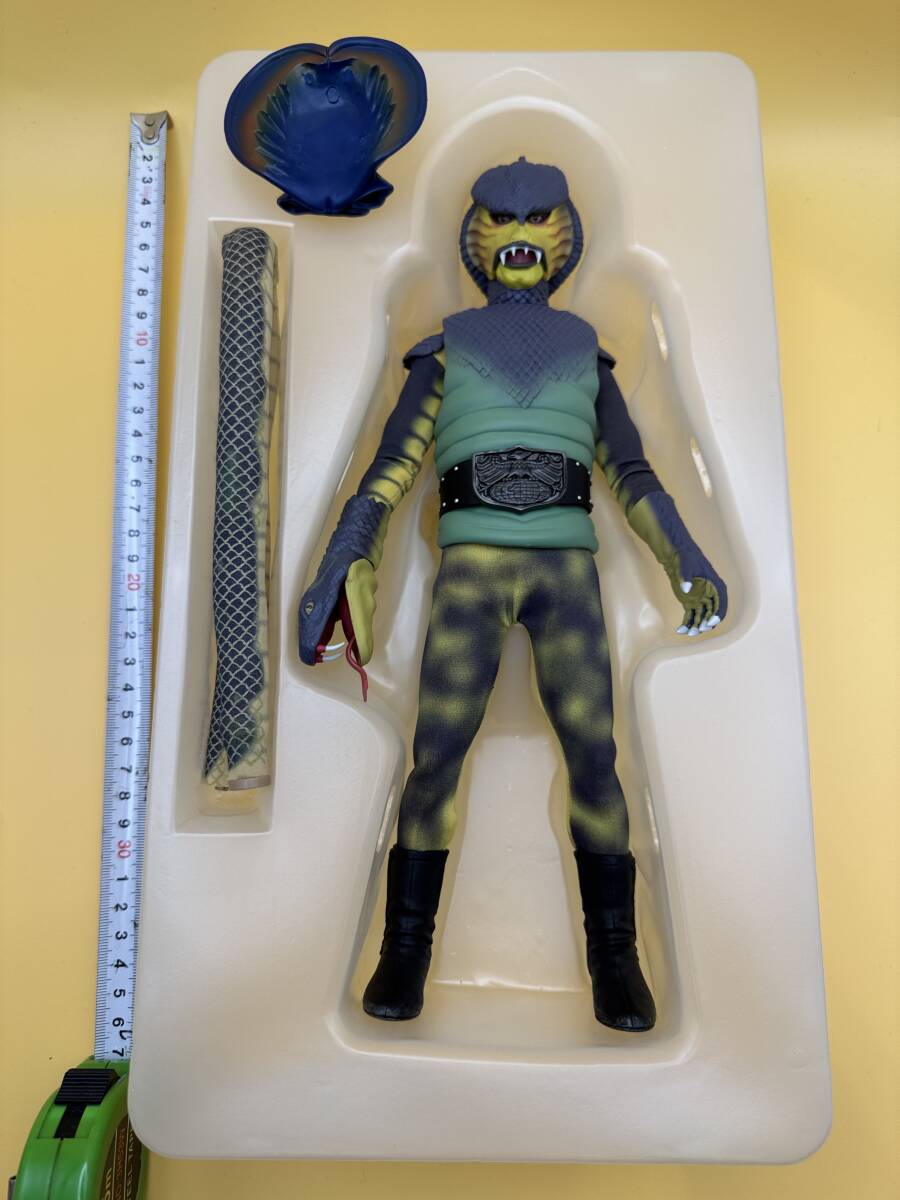Yahoo!オークション - メディコムトイ RAH 1/6サイズ 怪人コブラ男 お...