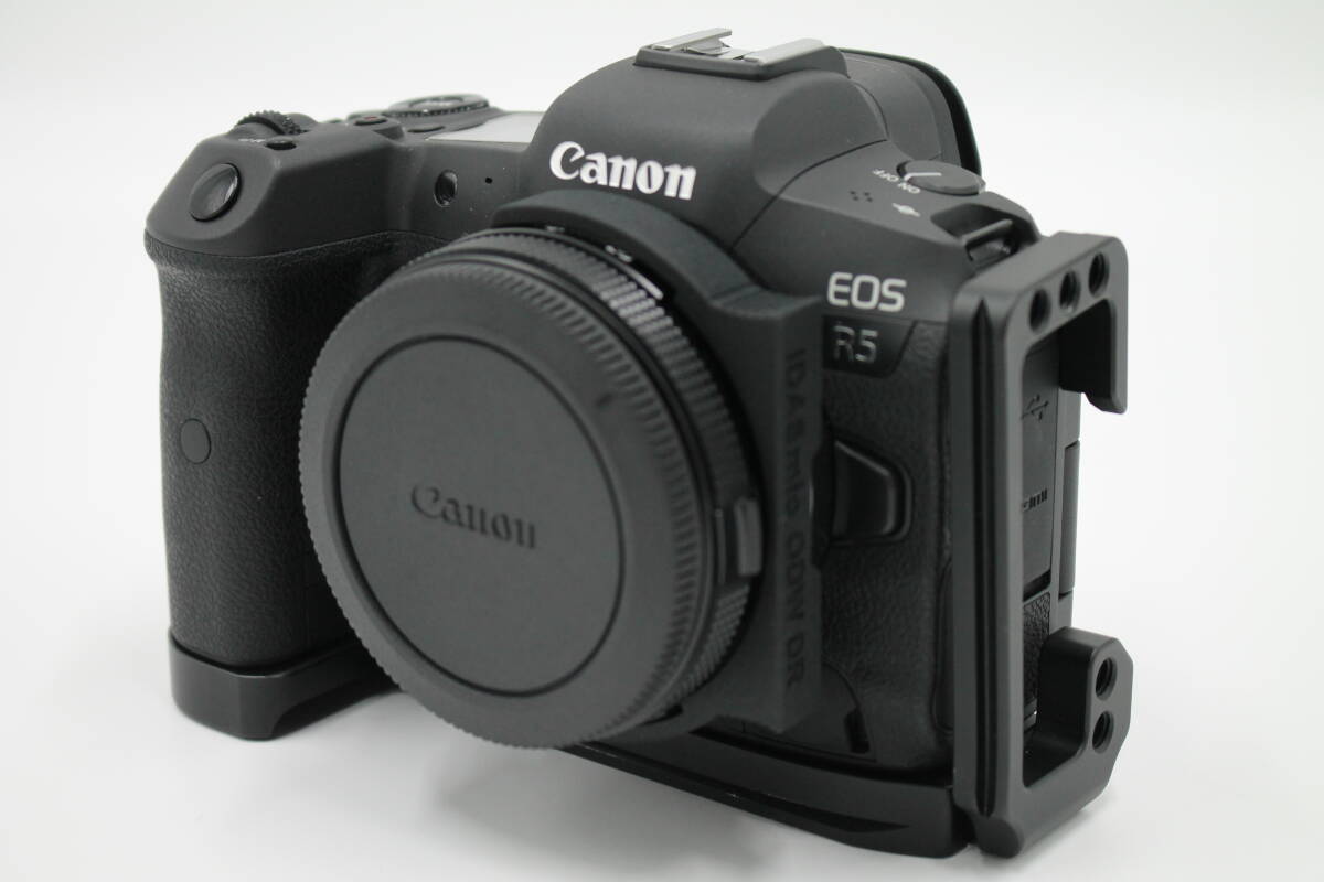Yahoo!オークション - シャッター回数5000回以下 EOS R5 ボディー EOSR...