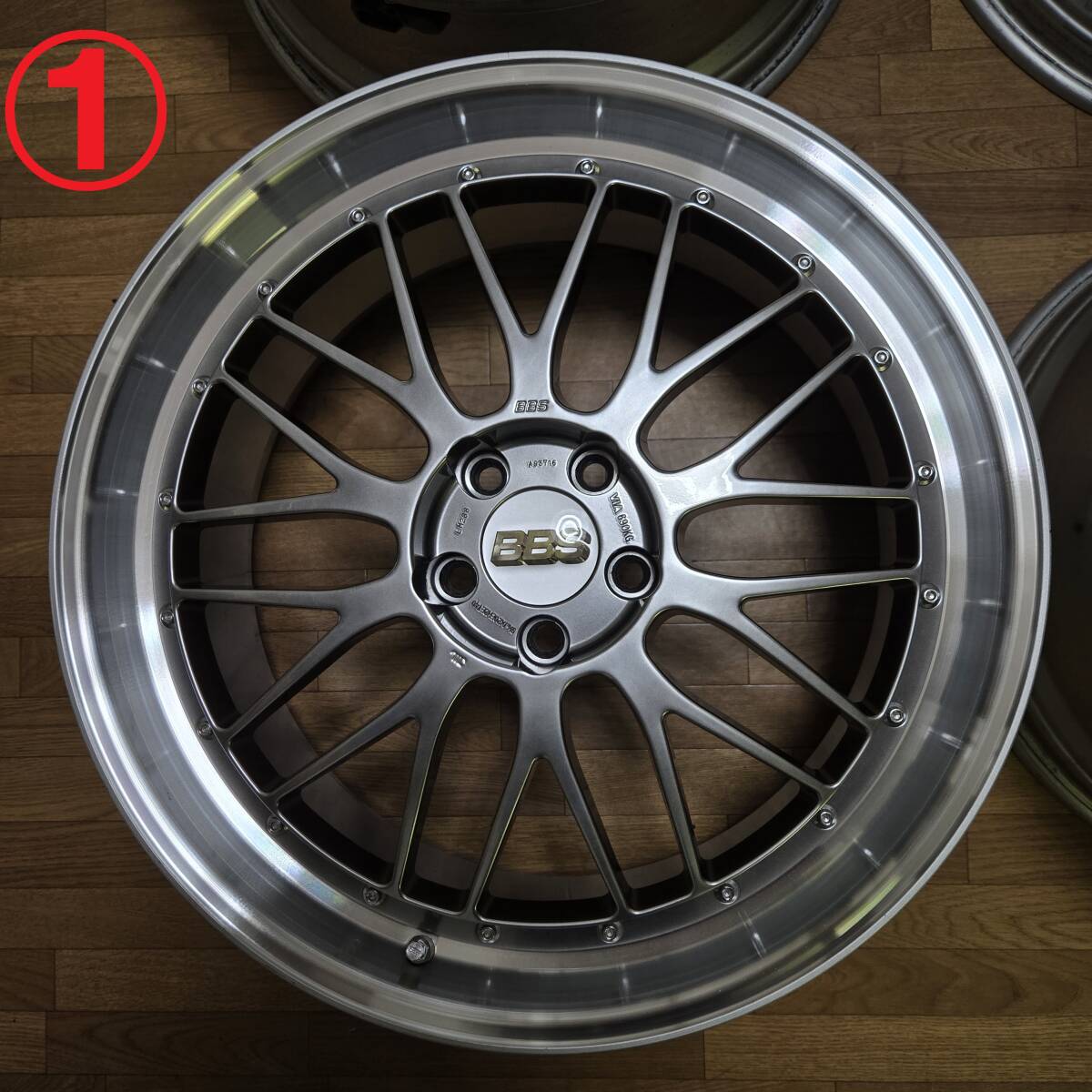 Yahoo!オークション - 【超美品】20インチ 9.5J +40 PCD114.3 BBS LM L...