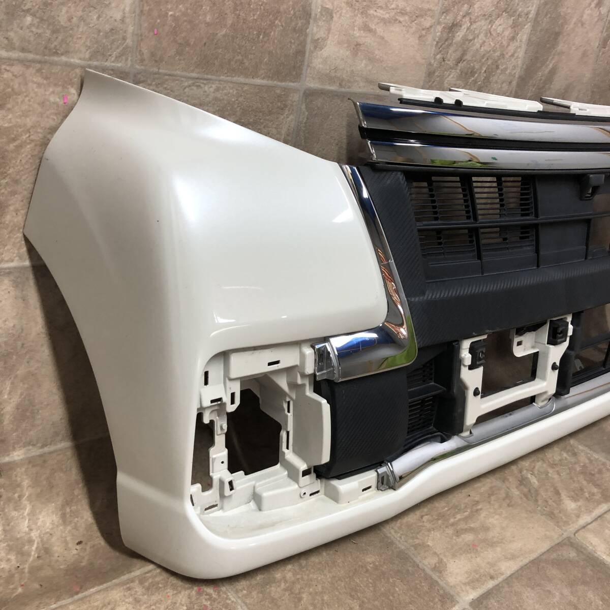 Yahoo!オークション - D8-132/LA600S/LA610Sタント カスタム後期 純正...