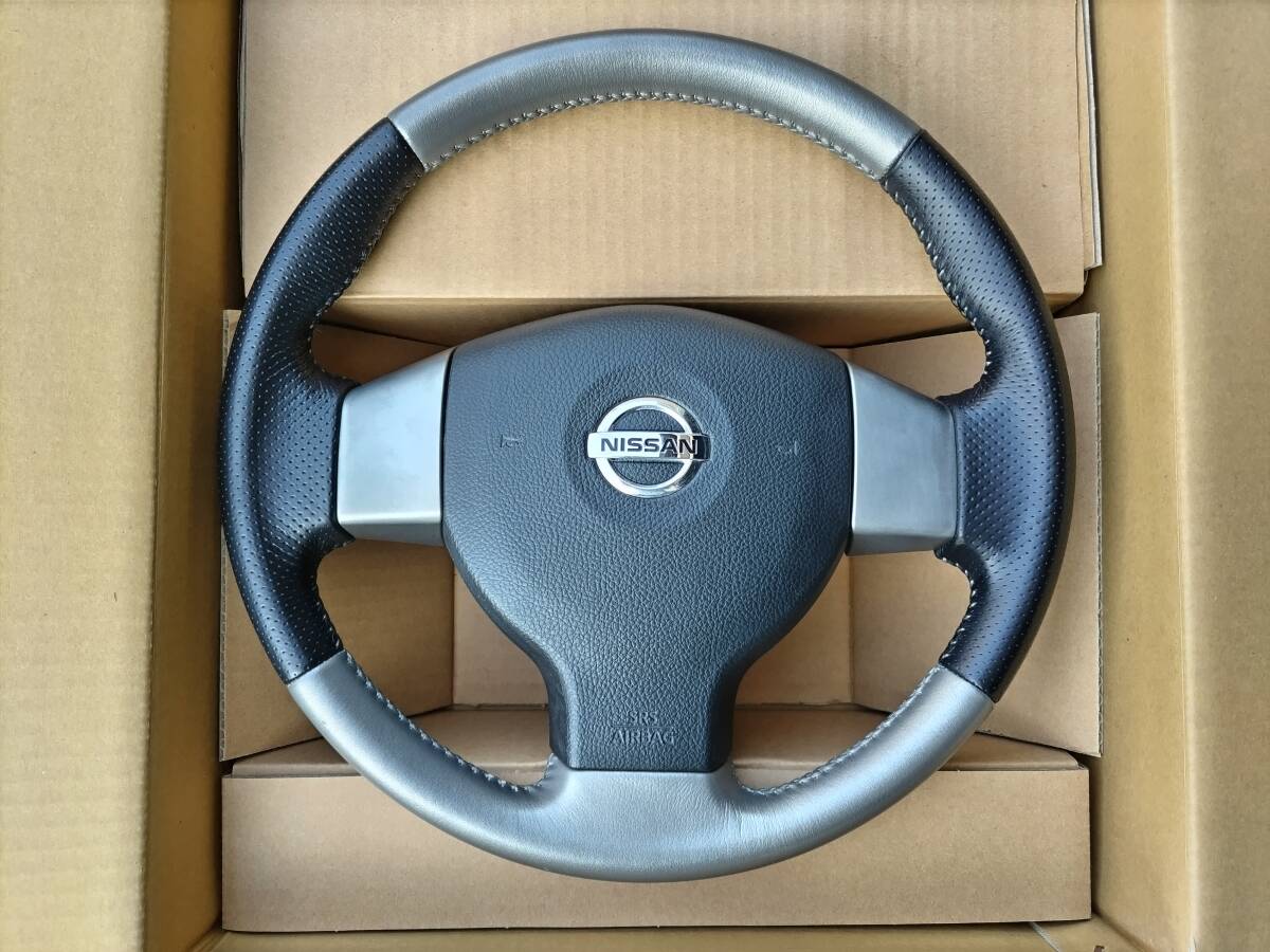 Yahoo!オークション - ノート E11 ツートン 革 ステアリング ハンドル ...