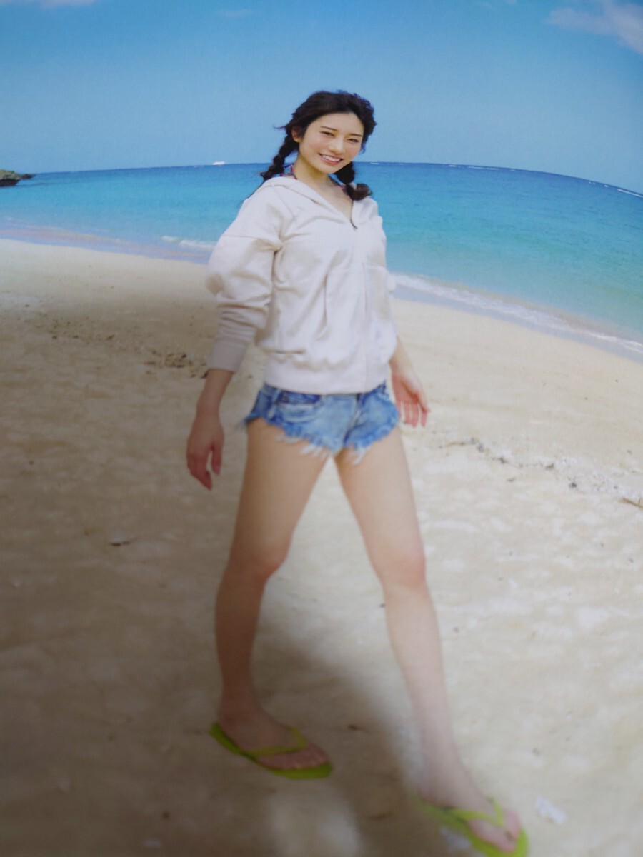 Yahoo!オークション - 河北彩花 写真集 SAIKA ペーパーバック