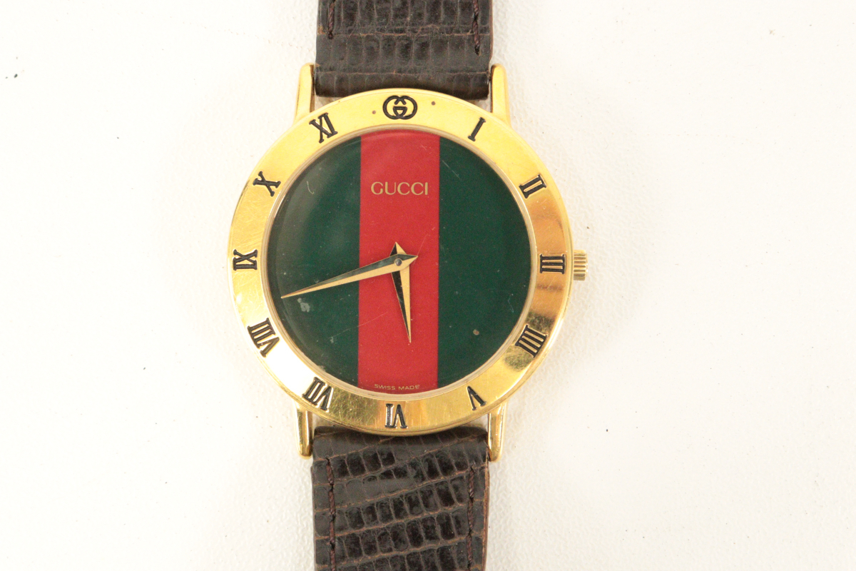 Yahoo!オークション - GUCCI 3000.2M グッチ 腕時計 シェリーライン ...