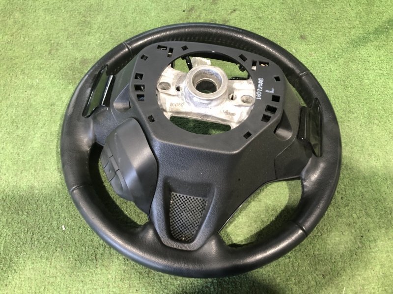Yahoo!オークション - RU3/RU4 ヴェゼル 前期 レザー ステアリングハン...