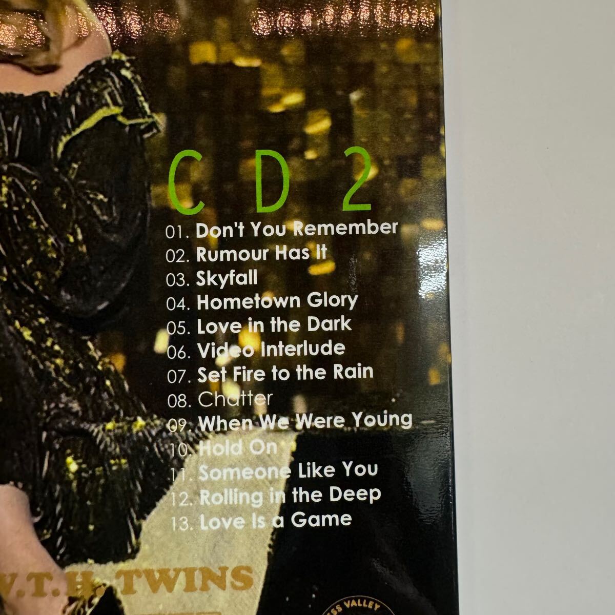 Yahoo!オークション - ADELE / WEEKENDS WITH ADELE (2CD)最新ライヴ ...